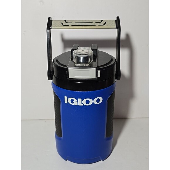 Igloo | Other | Igloo Latitude Pro Hook Water Jug Cooler 2 Gallon 2 ...